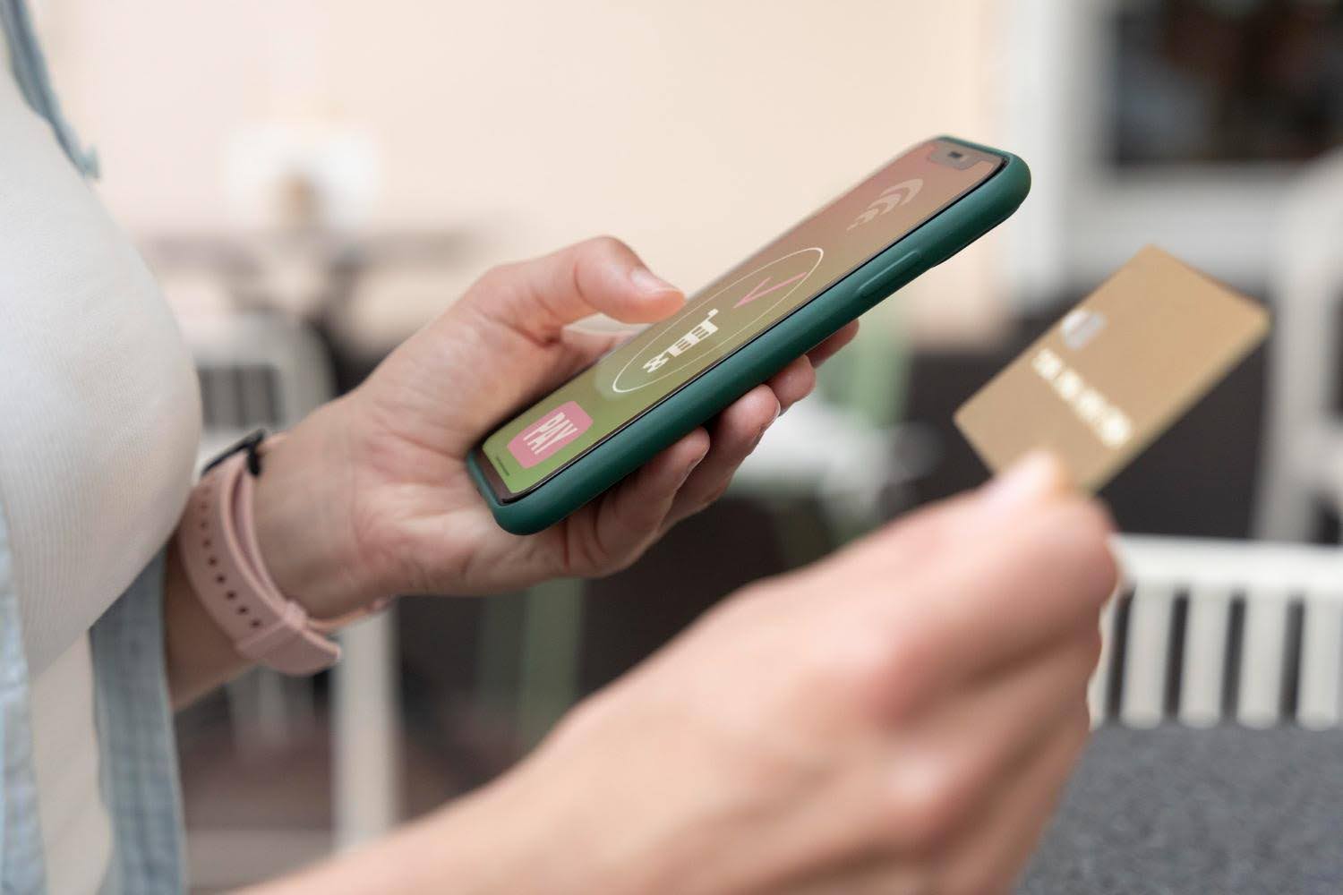 The Evolution of Mobile Payments - Bitclassic