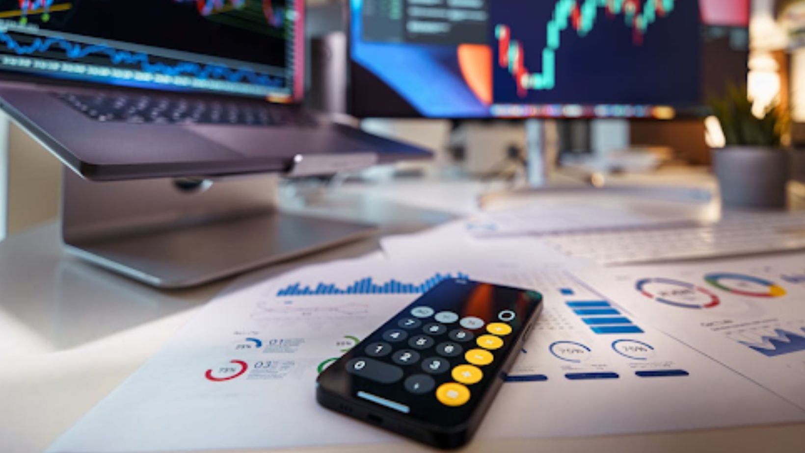 How Social Sentiment Drives Short-Term Crypto Price Movements - Bitclassic